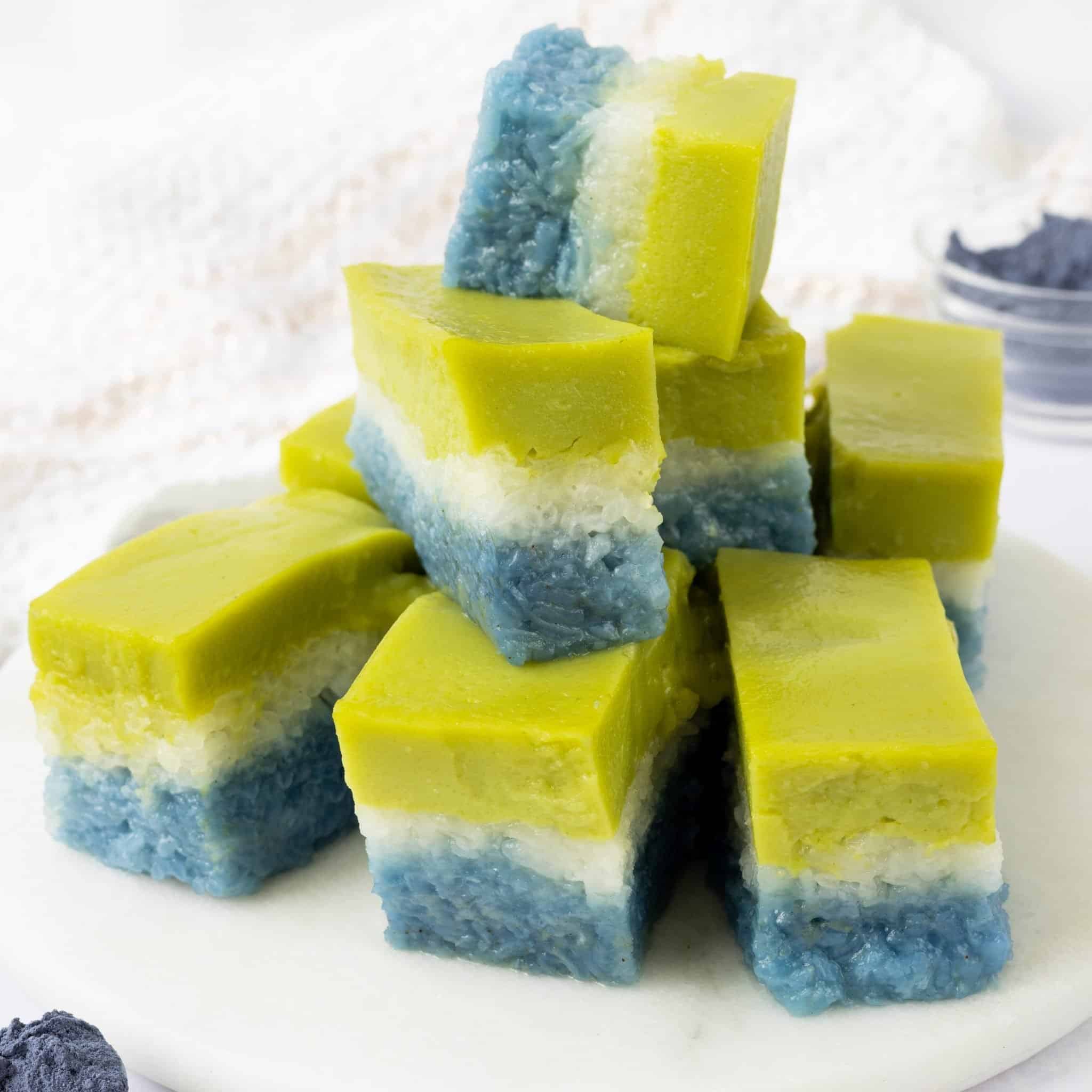 Kuih Seri Muka (Pandan Custard Rice Desssert) - Christie at Home