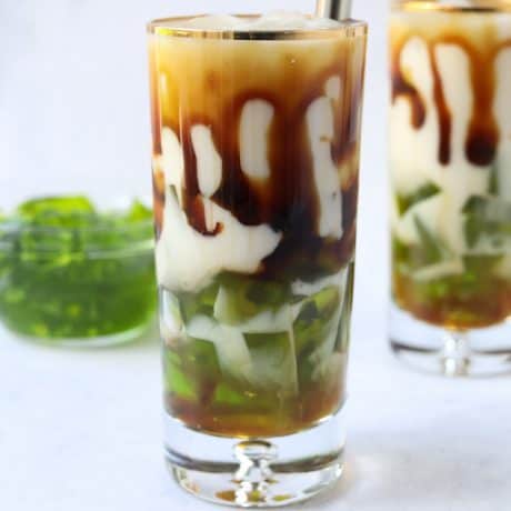 10-minute Easy Brown Sugar Pandan Jelly Milk