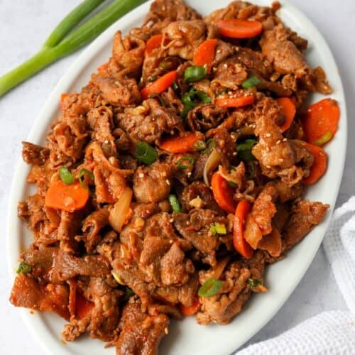 Quick Easy Jeyuk Bokkeum (Korean Spicy Pork) - Christie at Home