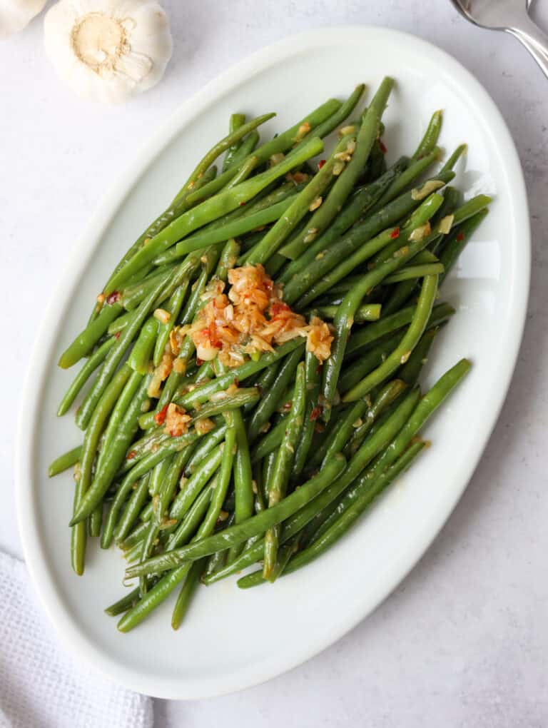 Easy 10-minute Chinese Garlic Green Beans - Christie at Home
