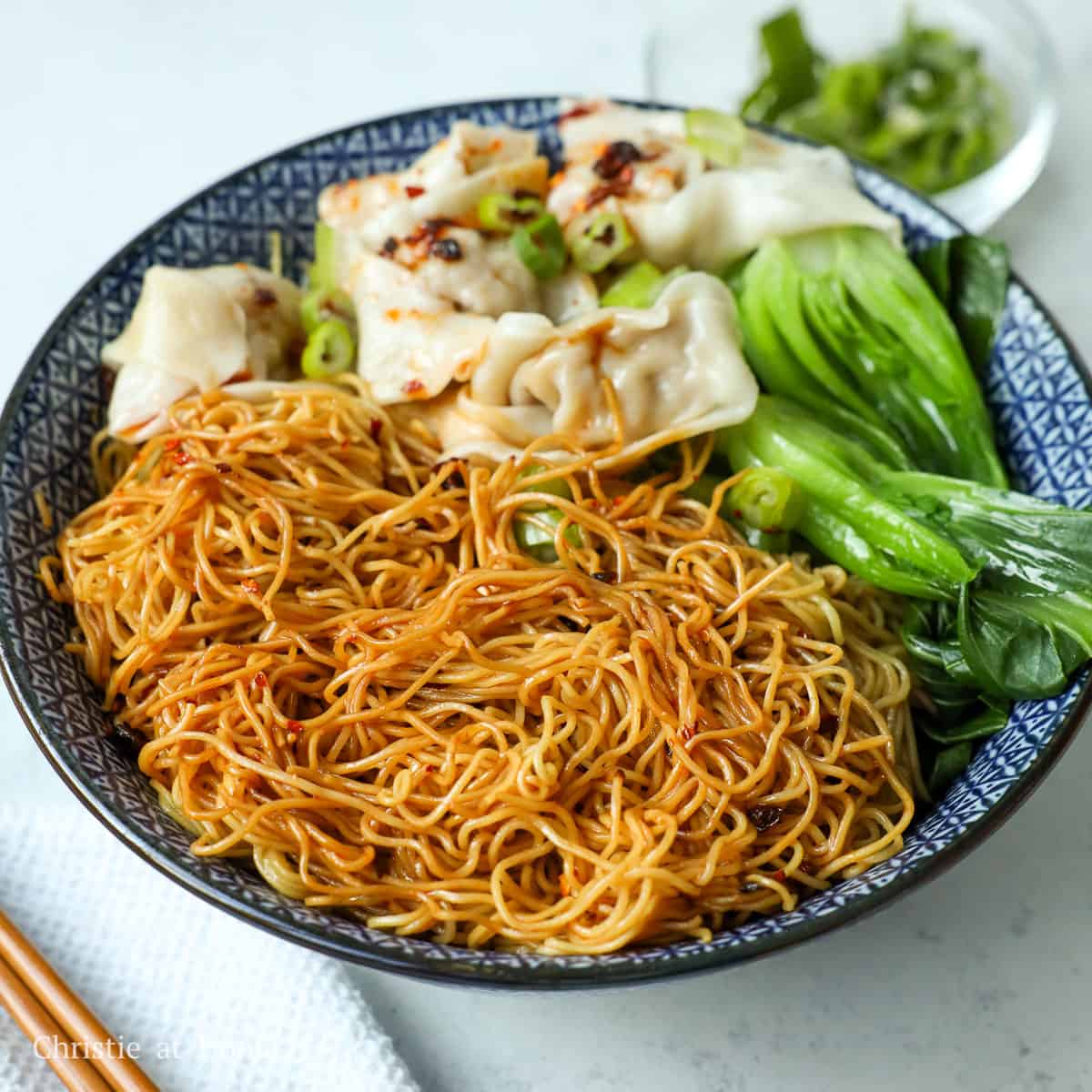Easy 15-minute Dry Wonton Noodles - Christie at Home