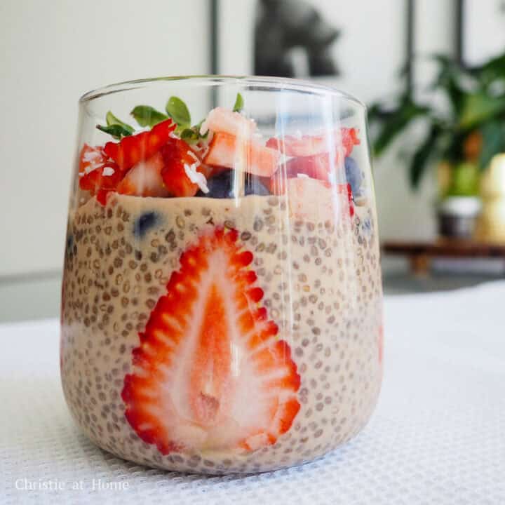 Easy & Simple Earl Grey Chia Pudding - Christie at Home