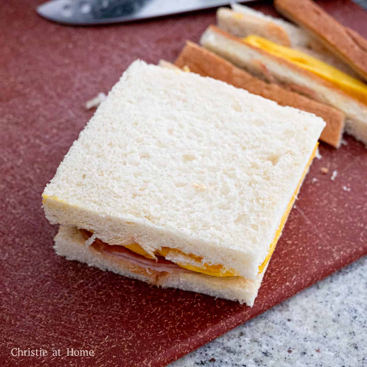 Easy 10-minute Hong Kong Ham Egg Sandwich - Christie at Home